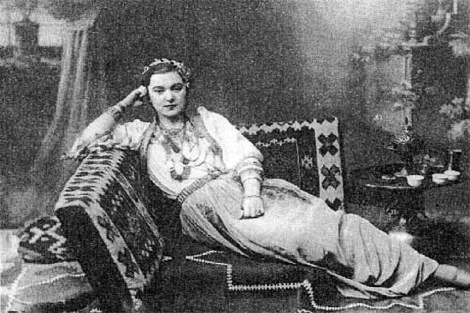 Umihana Čuvidina - first Bosniak poetess - Sevdalinka